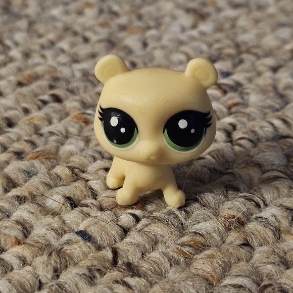Hasbro | Toys | Hasbro Littlest Pet Shop Lps Mini Scale Bear | Poshmark